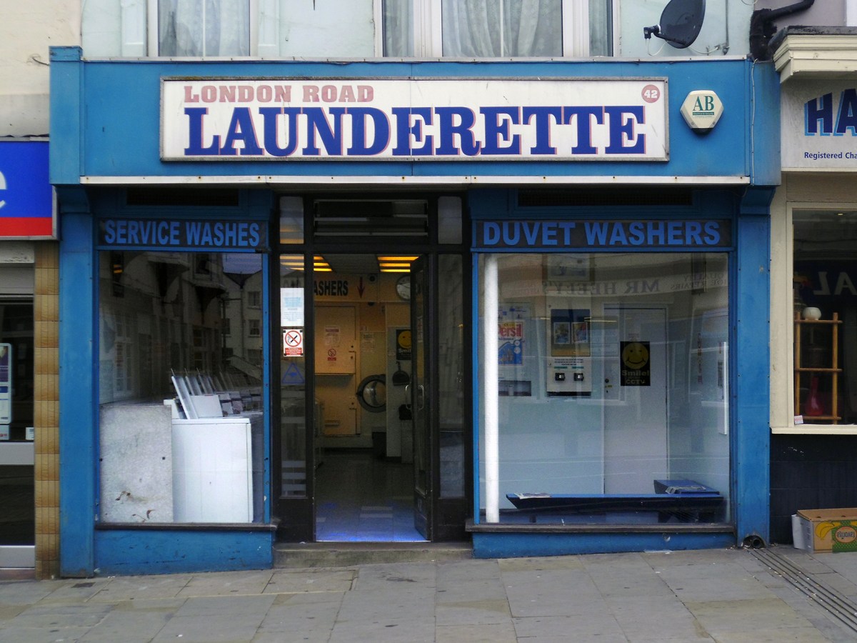 Launderette – London Road St Leonards – Modern Mooch