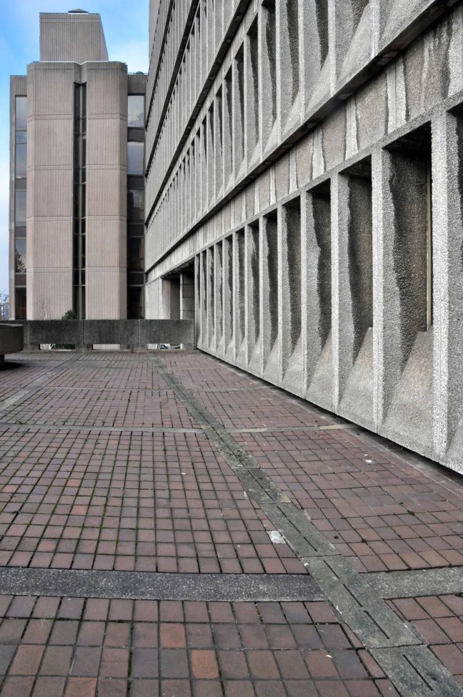 Stockport – Stopford House – Modern Mooch