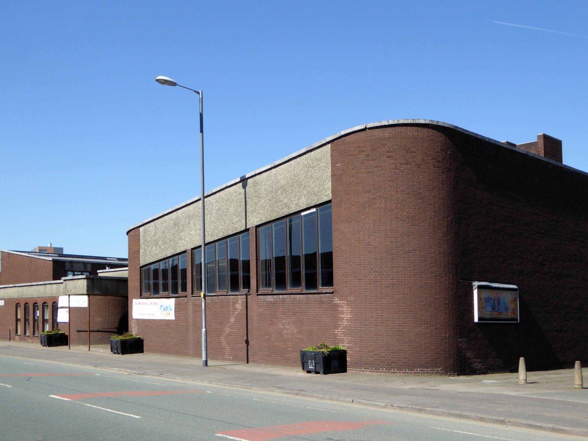 Manchester – Brunswick Parish Church – Modern Mooch