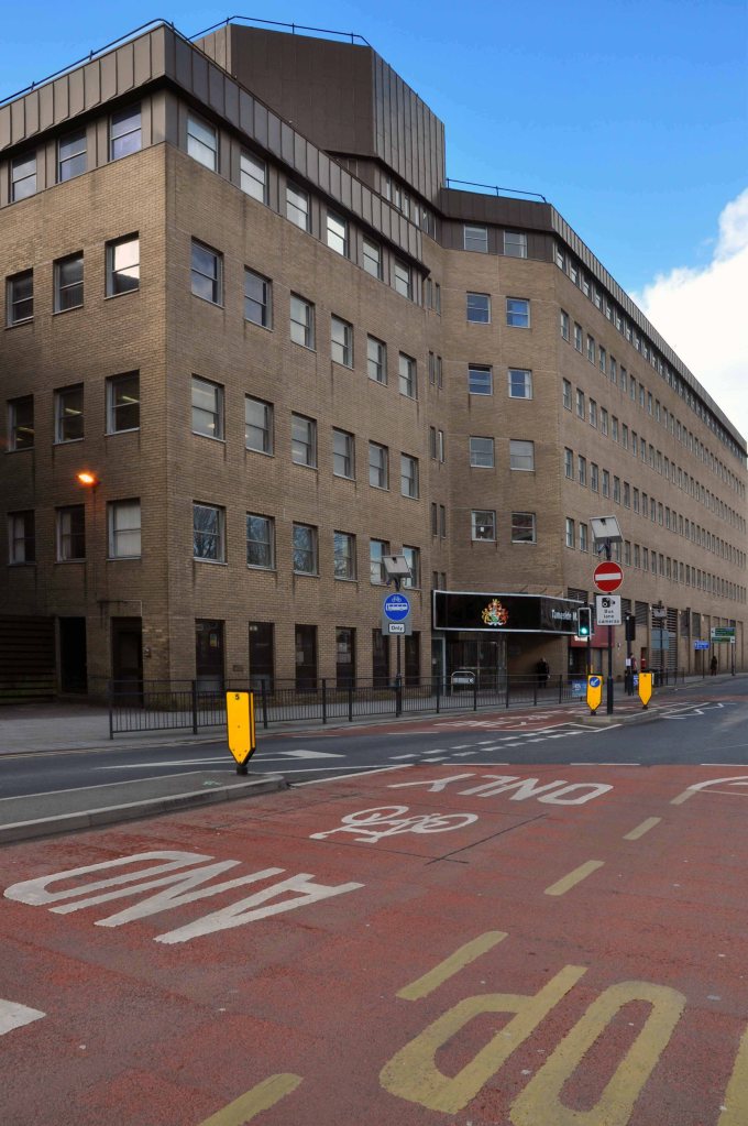 Ashton under Lyne – Civic Offices – Modern Mooch