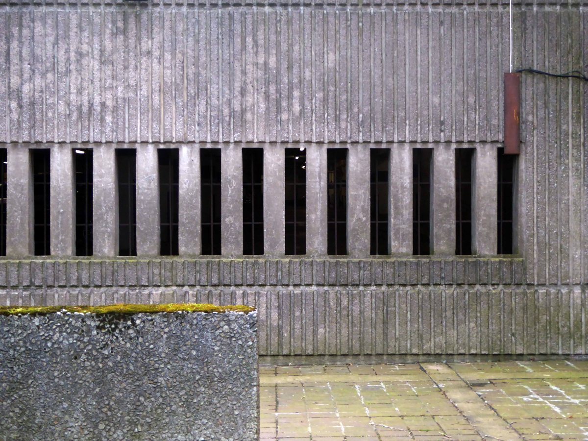 Stopford House Again – Stockport – Modern Mooch