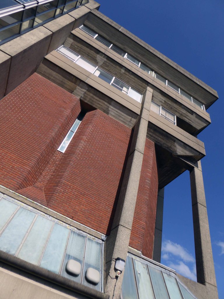 Brambell Building – Bangor University – Modern Mooch
