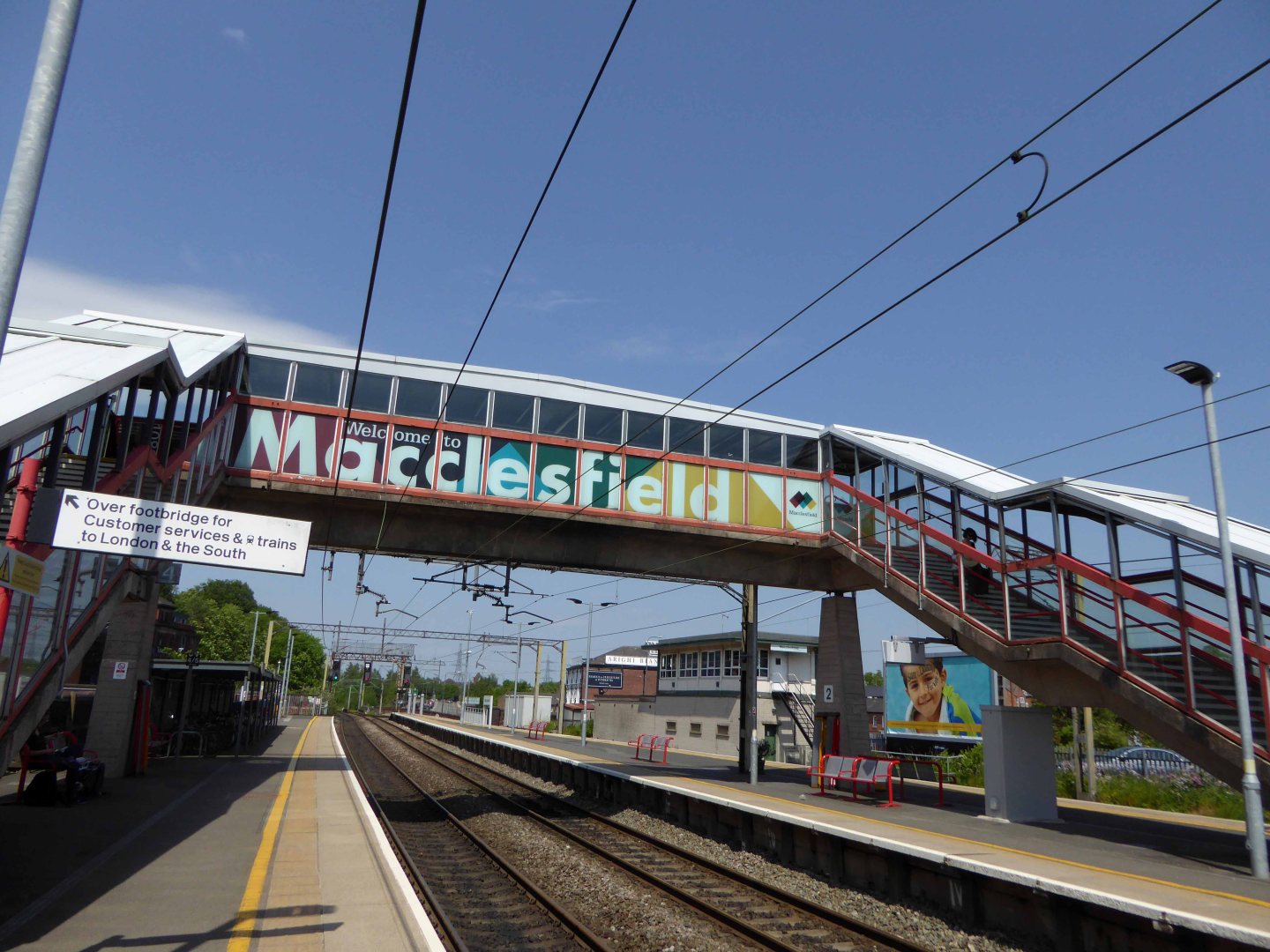 Macclesfield Railway Station – Modern Mooch