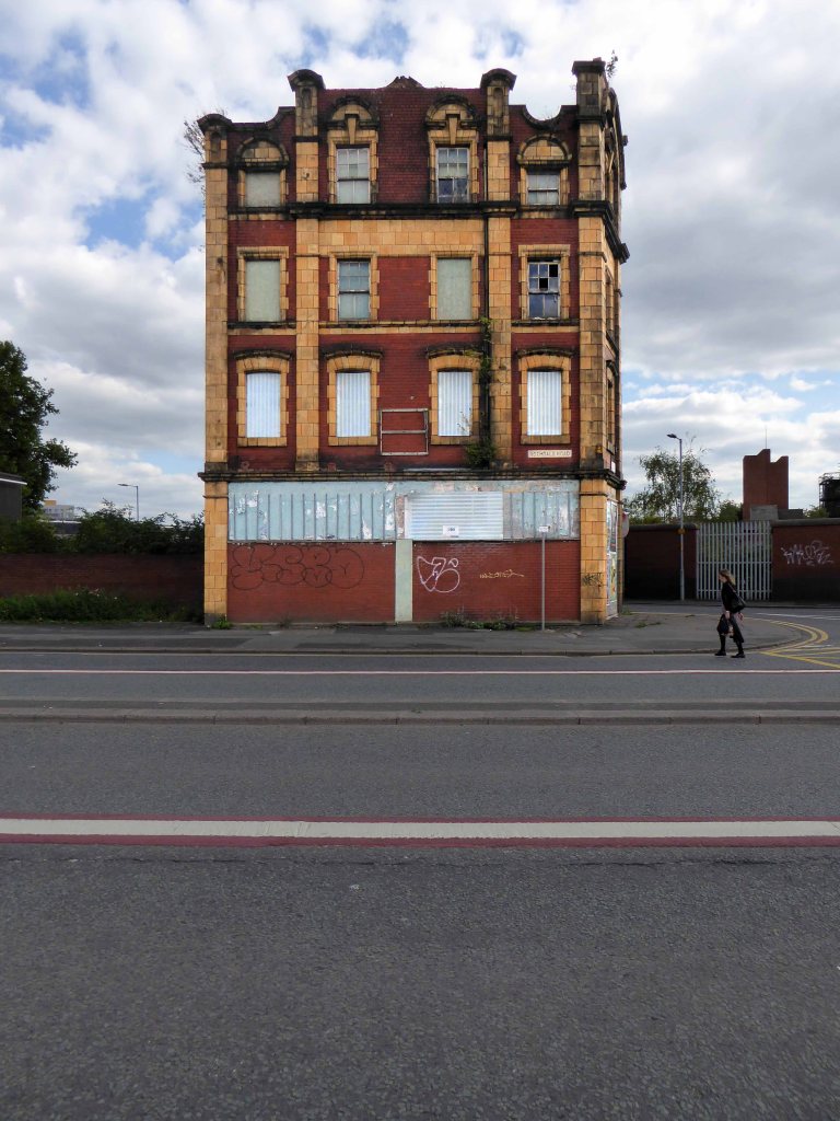Rochdale Road – Manchester – Modern Mooch