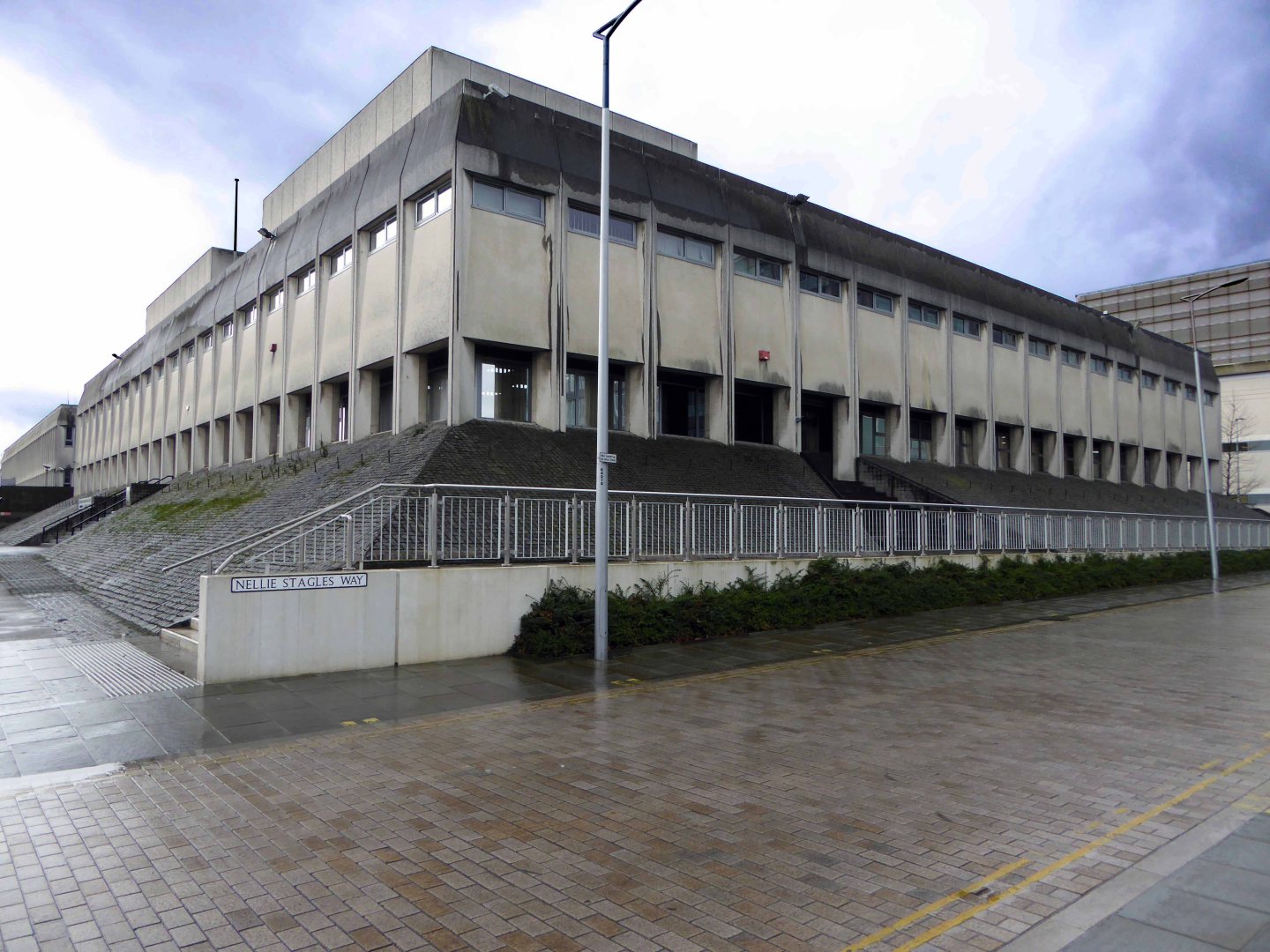 Doncaster – Police Station and Law Courts – Modern Mooch