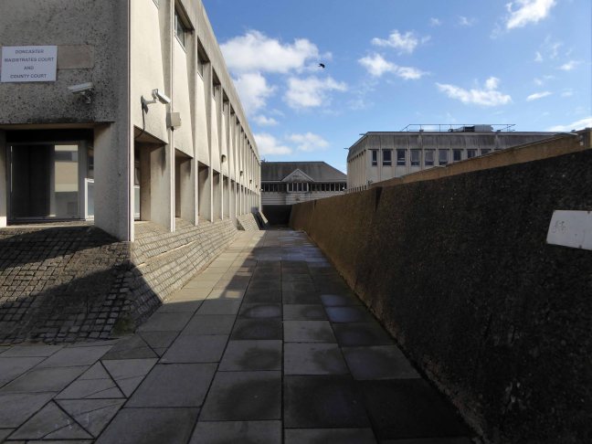 Doncaster – Police Station and Law Courts – Modern Mooch