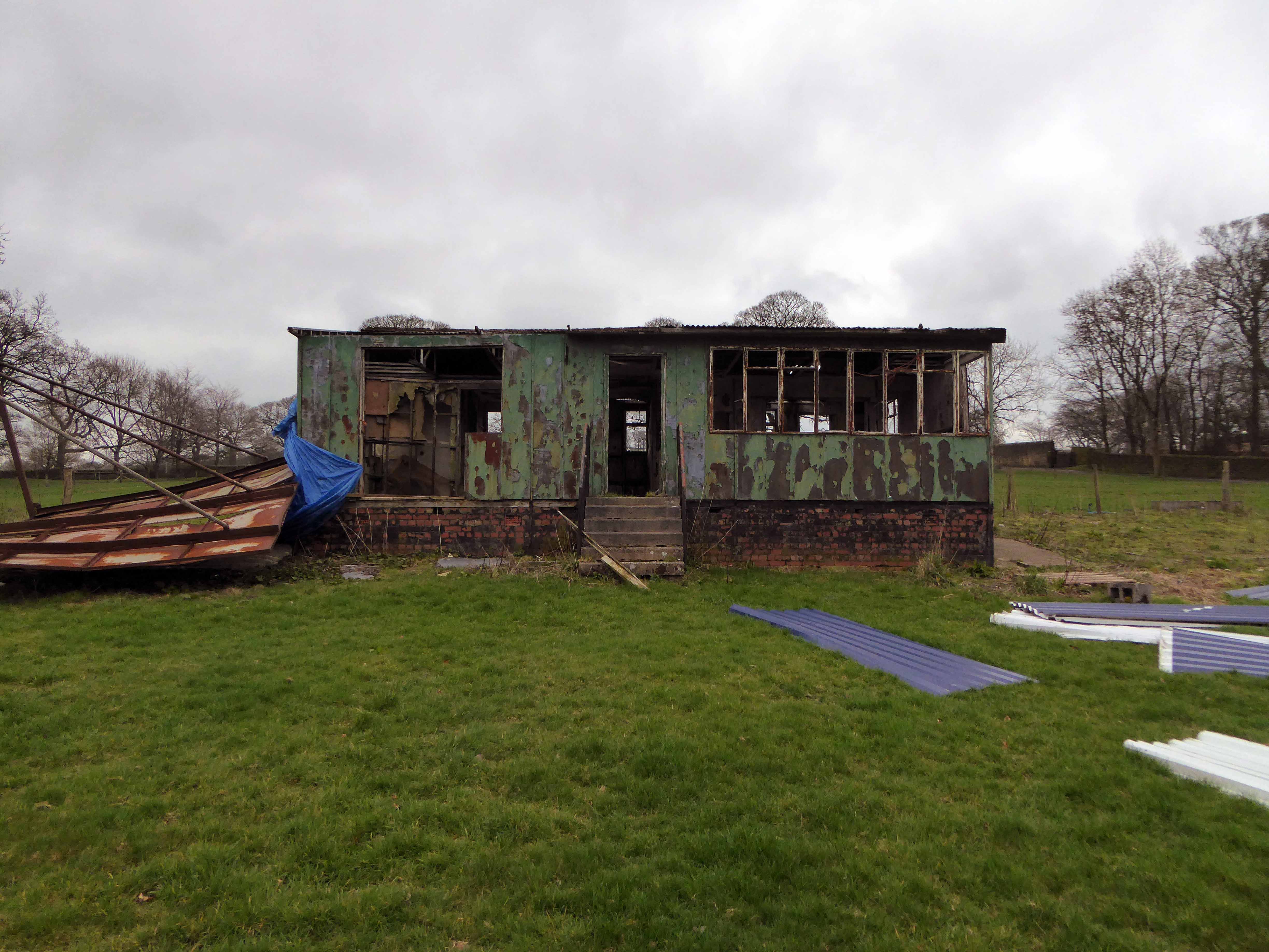 Old Cricket Club – Whaley Bridge – Modern Mooch