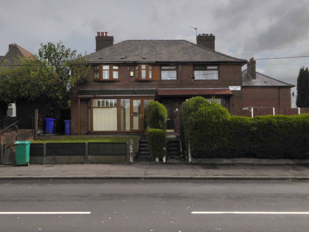 Ten Acres Lane Again – Manchester – Modern Mooch