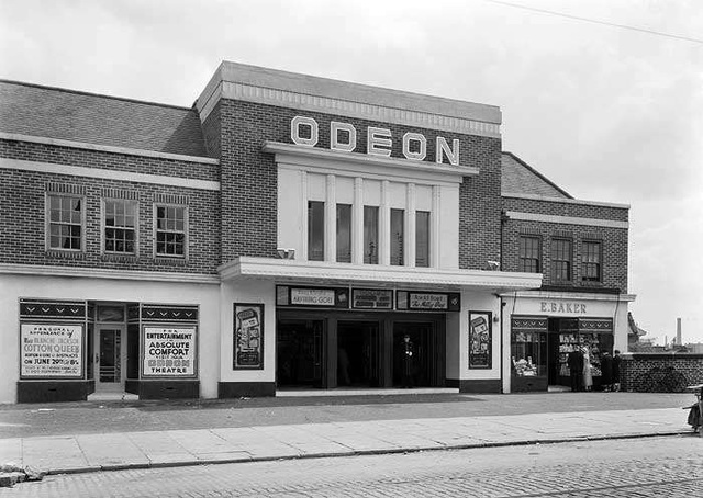 Odeon – Guide Bridge – Modern Mooch