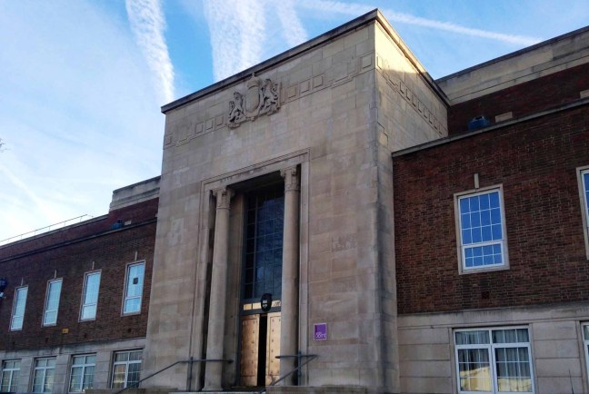 Court Road – Southport – Modern Mooch