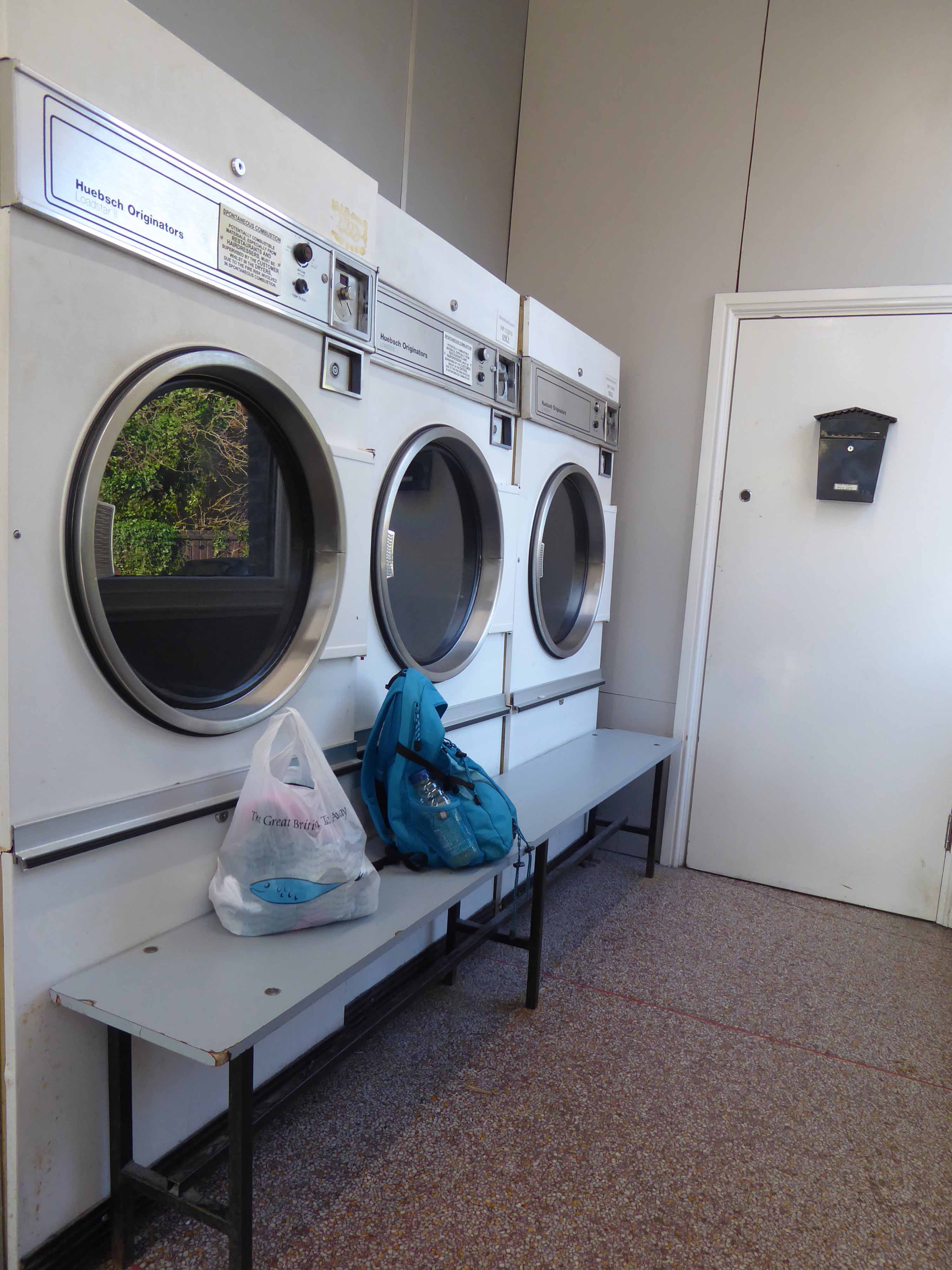Launderette – Hull – Modern Mooch