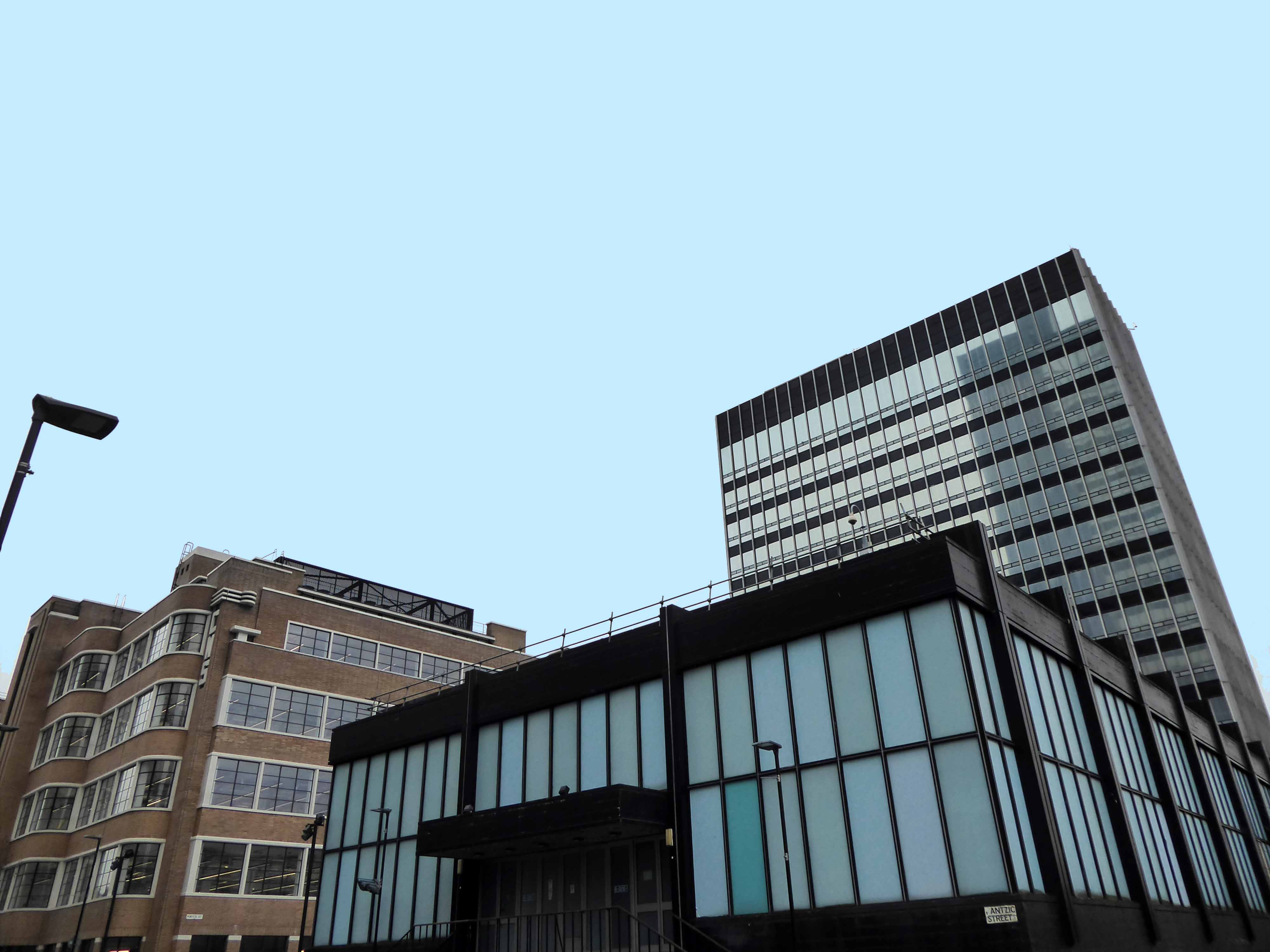 Cooperative Sunlight – Manchester Walk – Modern Mooch
