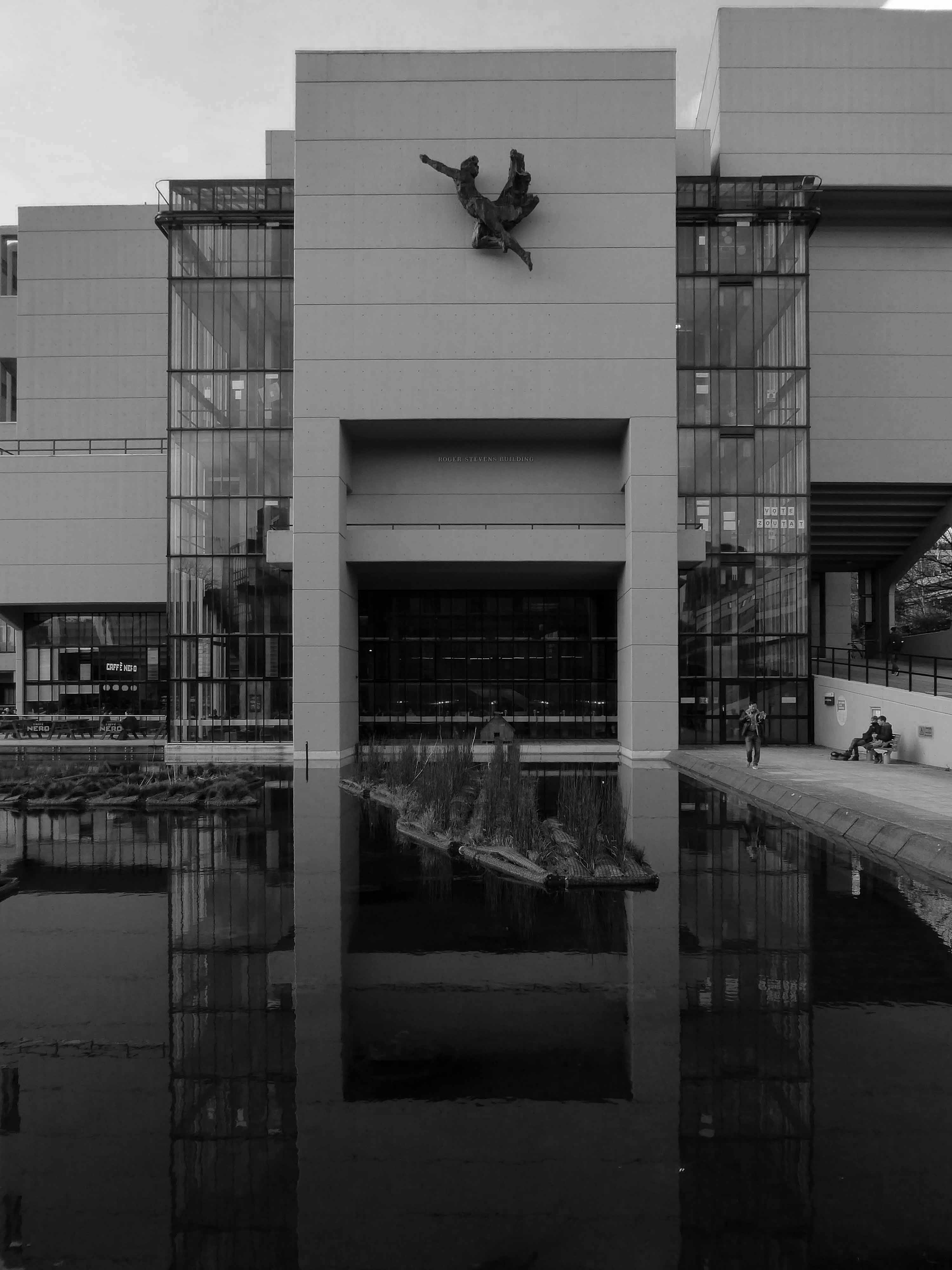 Leeds University – Roger Stevens Building – Modern Mooch