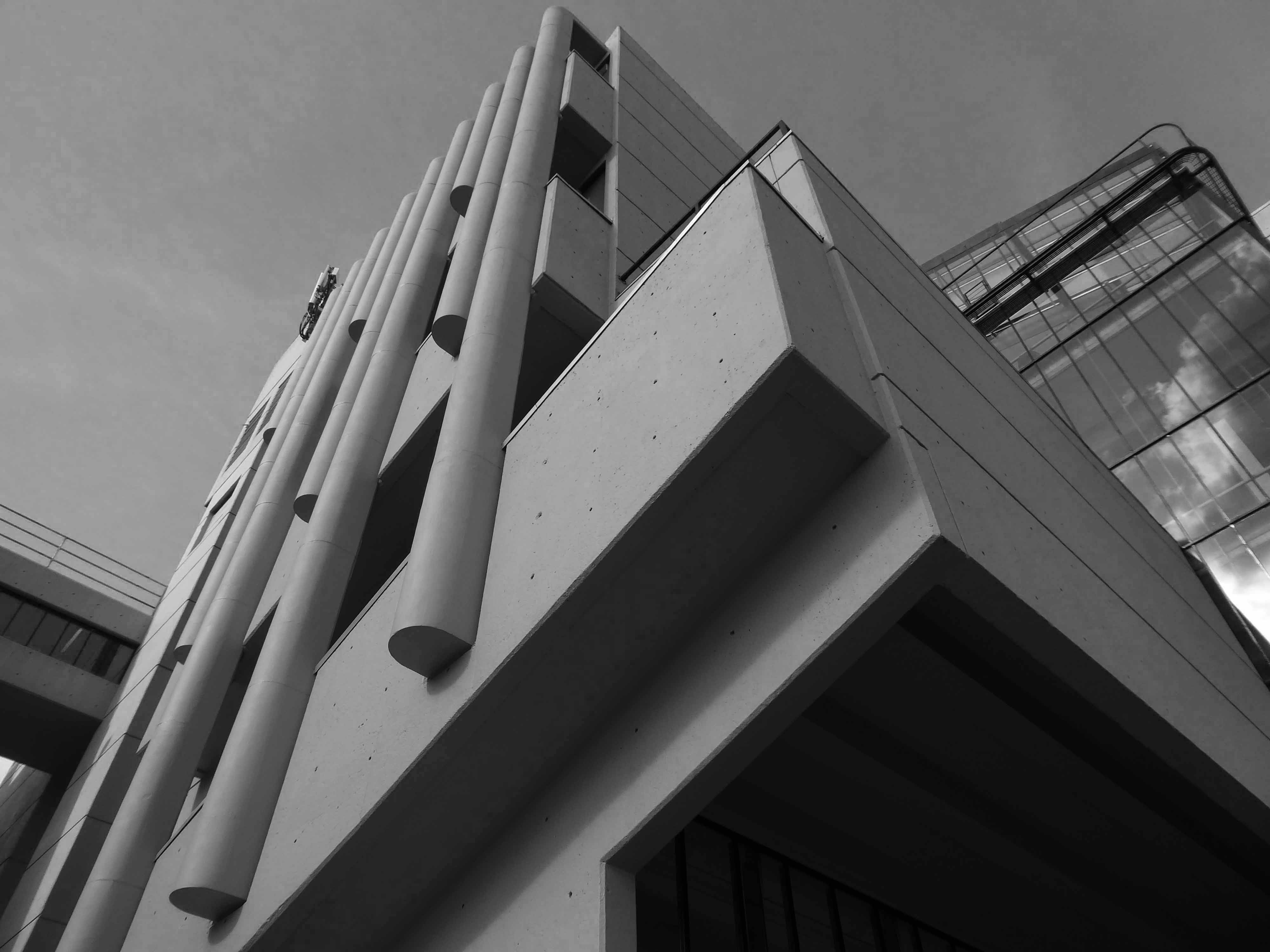 Leeds University – Roger Stevens Building – Modern Mooch