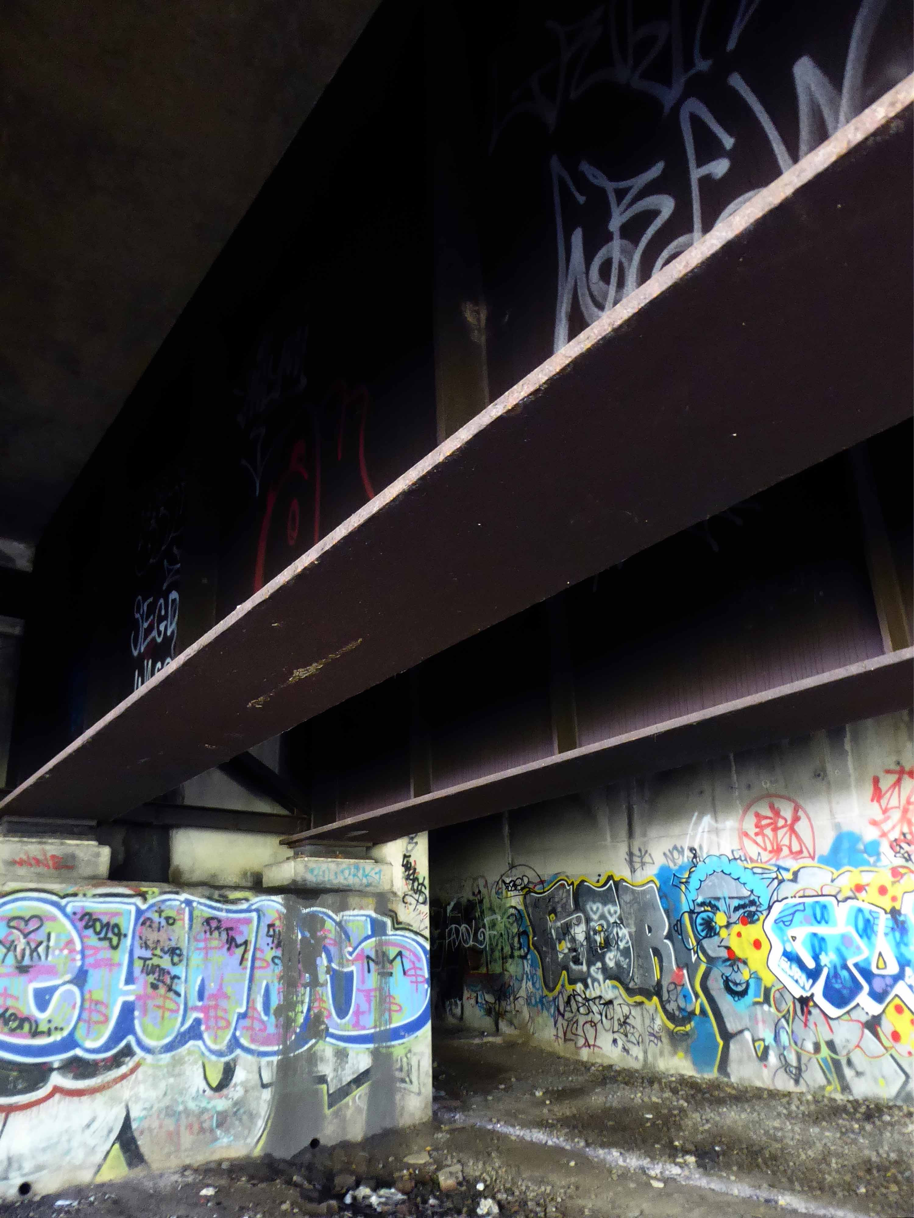 Concrete Island – Stockport – Modern Mooch