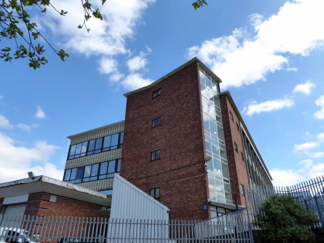 Clayton Aniline CIBA Offices – Modern Mooch