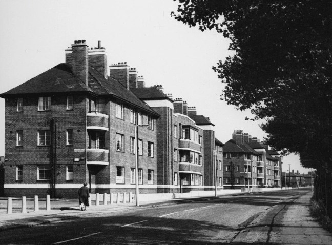 Mellands Playing Fields – Mount Road – Modern Mooch