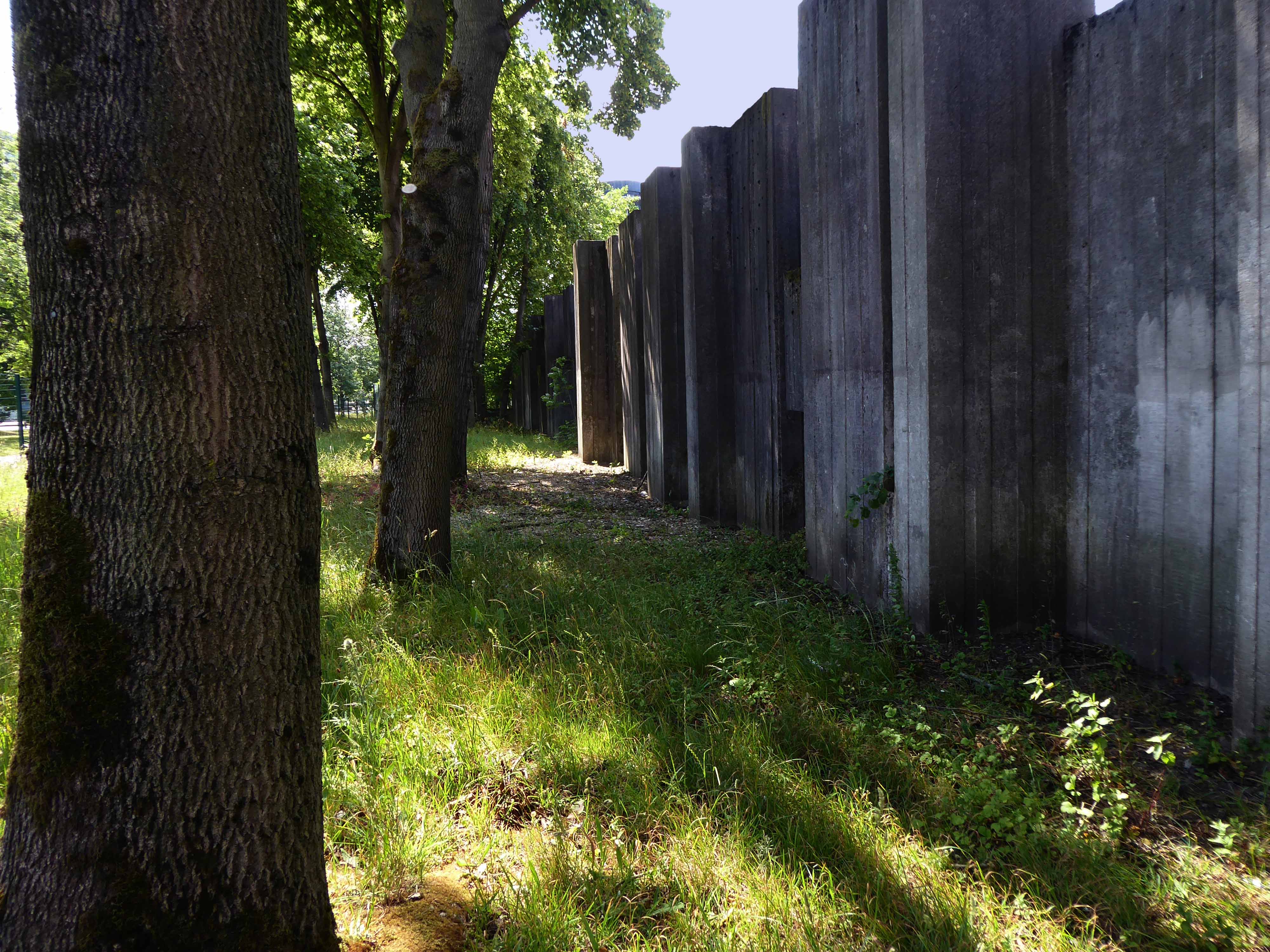 Holloway Wall – 2020 – Modern Mooch