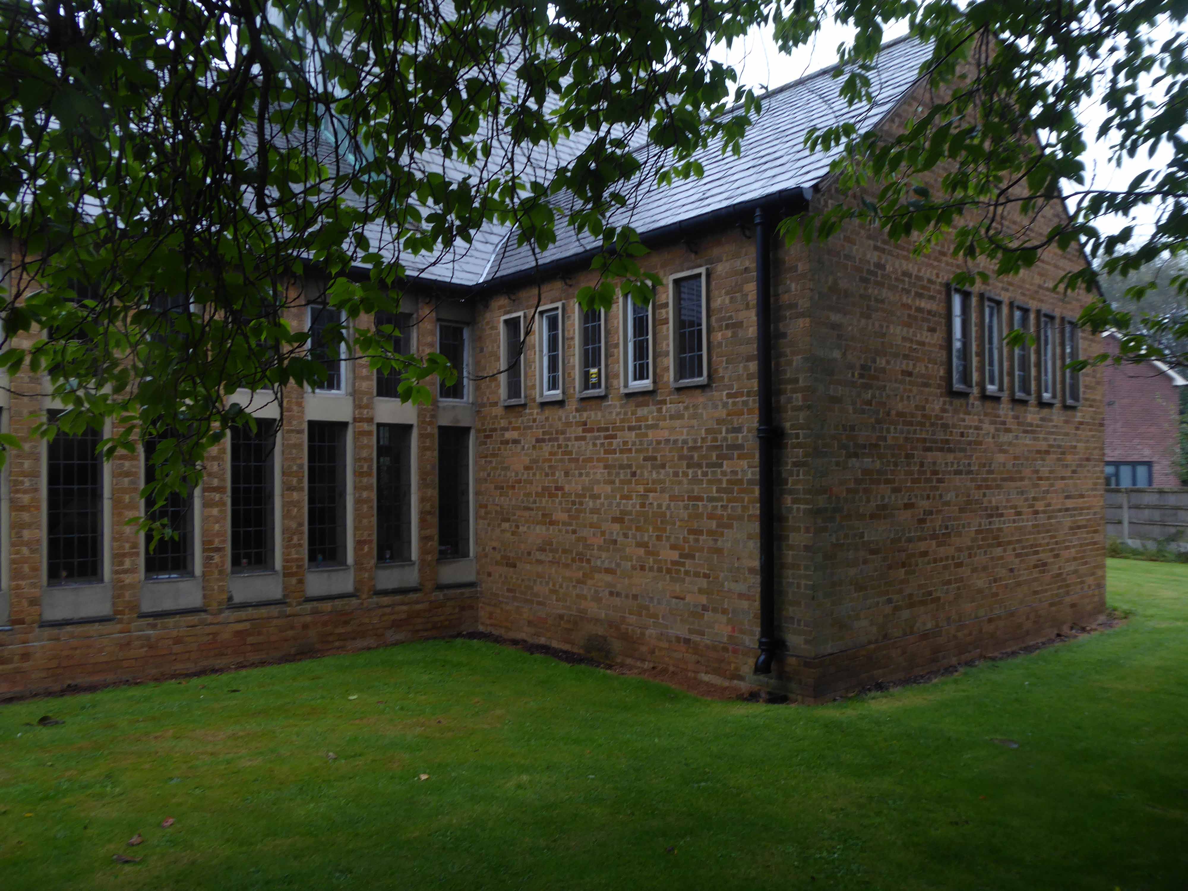 Church of St Leonard and St Jude – Doncaster – Modern Mooch
