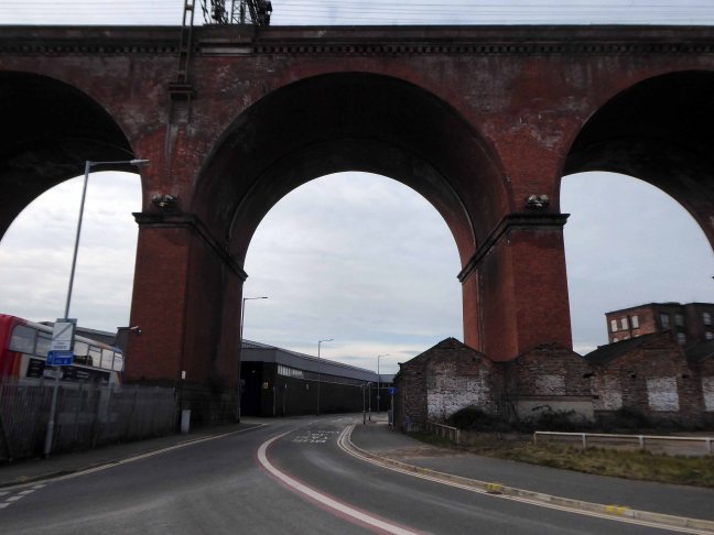 Stockport Viaduct – Modern Mooch