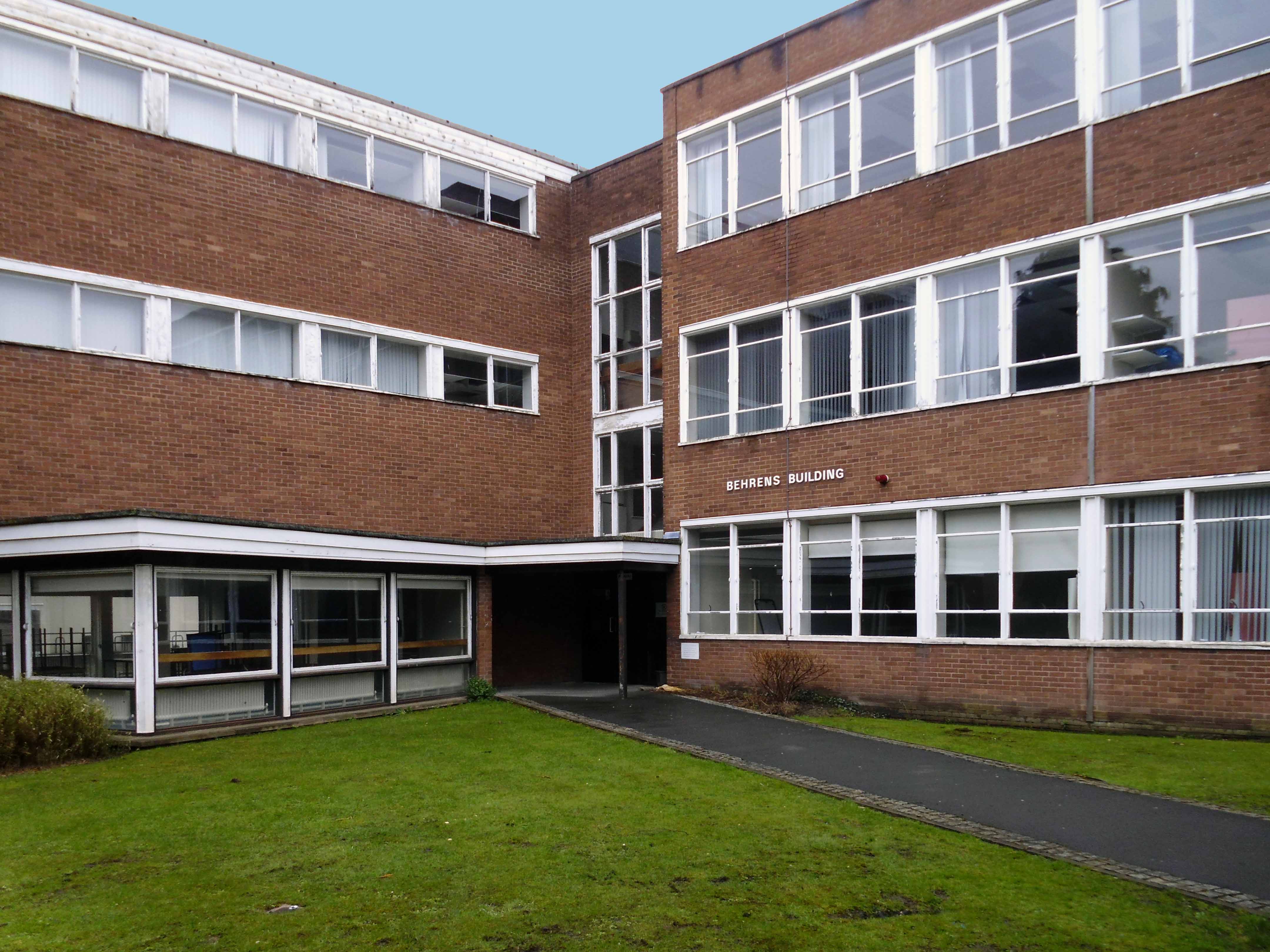 MMU Campus Didsbury – Modern Mooch