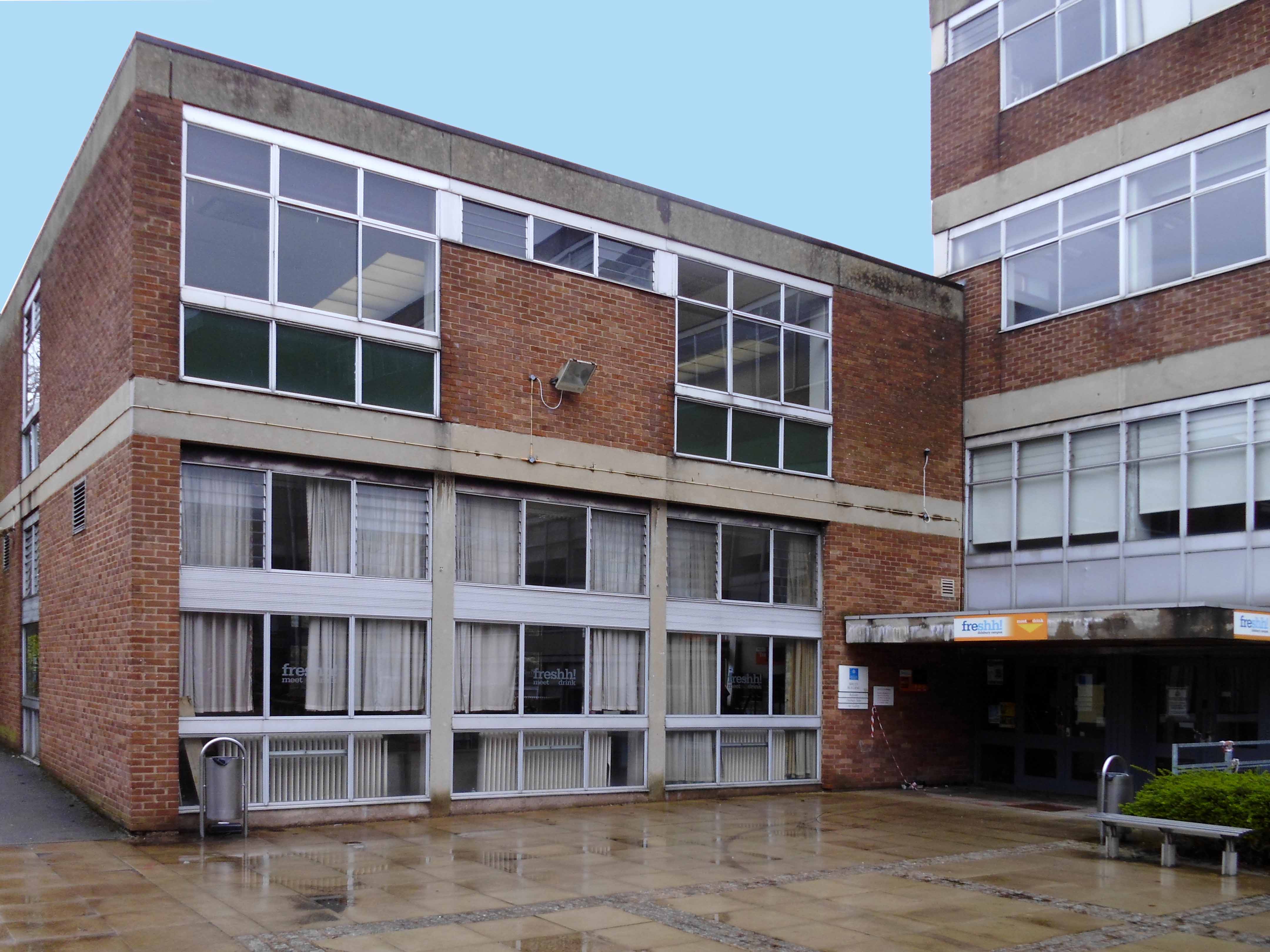 MMU Campus Didsbury – Modern Mooch