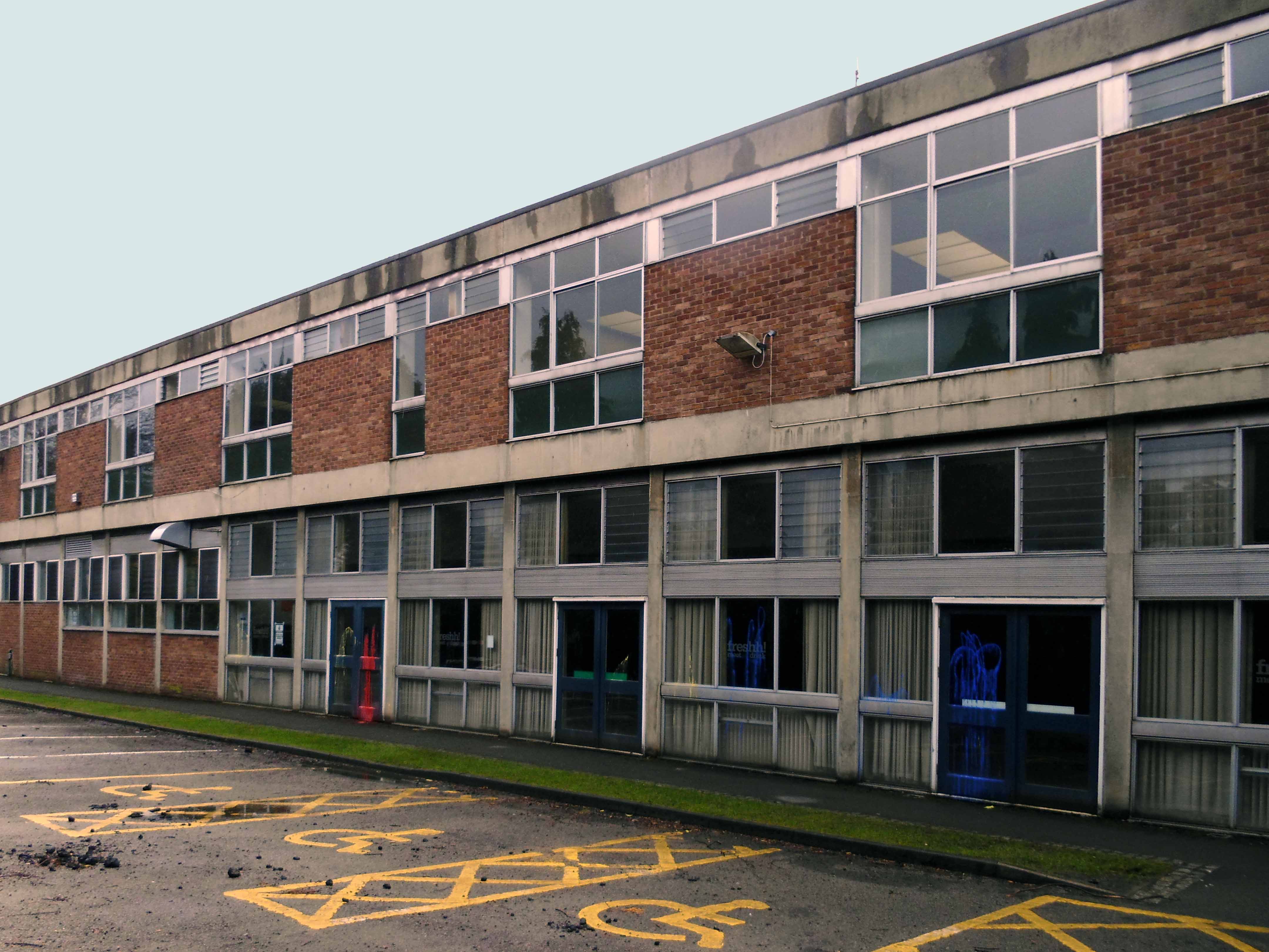 MMU Campus Didsbury – Modern Mooch