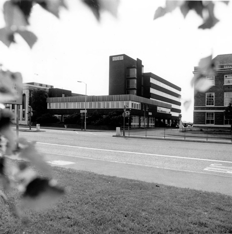 Maxwell Building – Modern Mooch