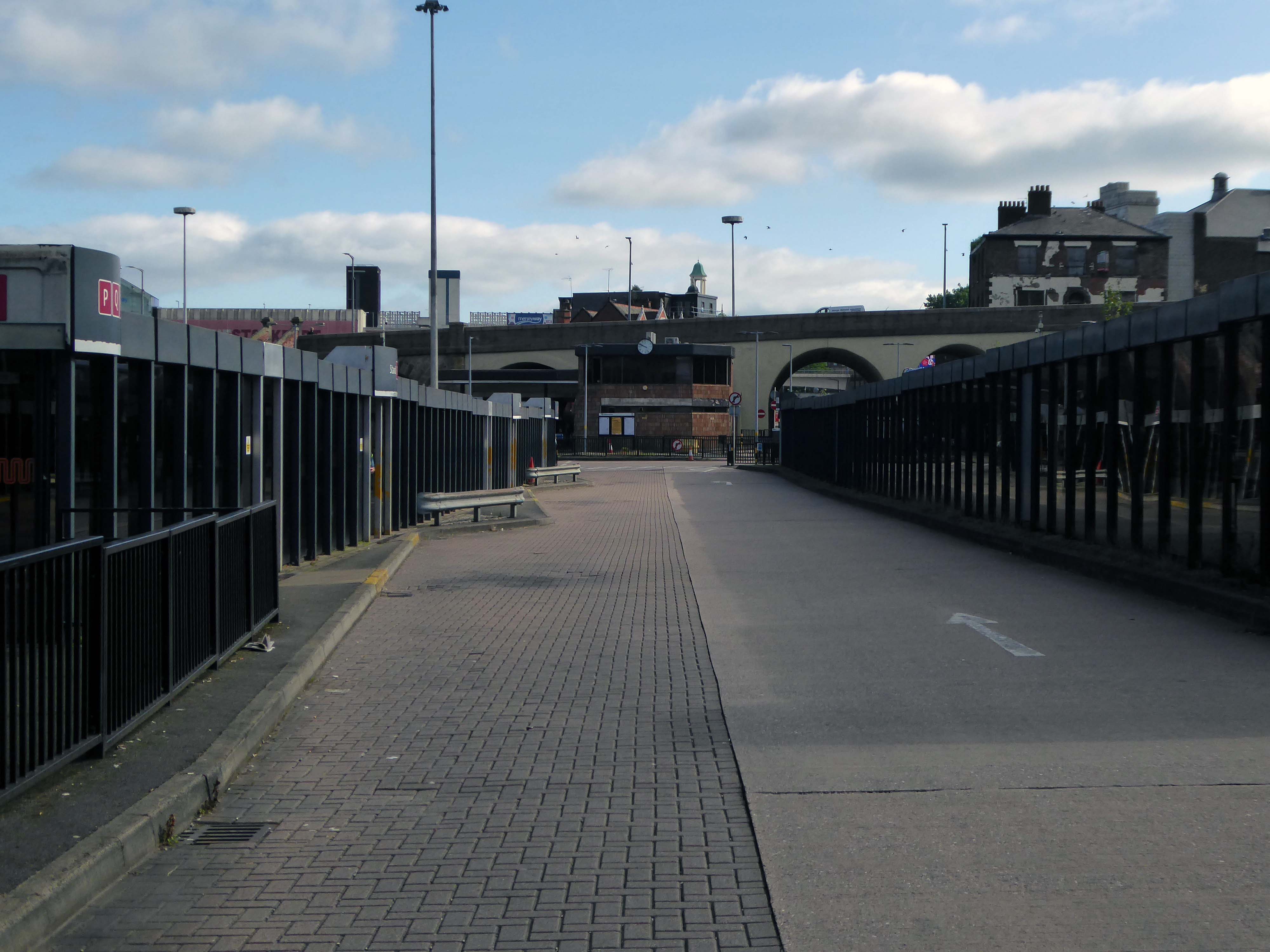 Stockport Bus Station – Modern Mooch