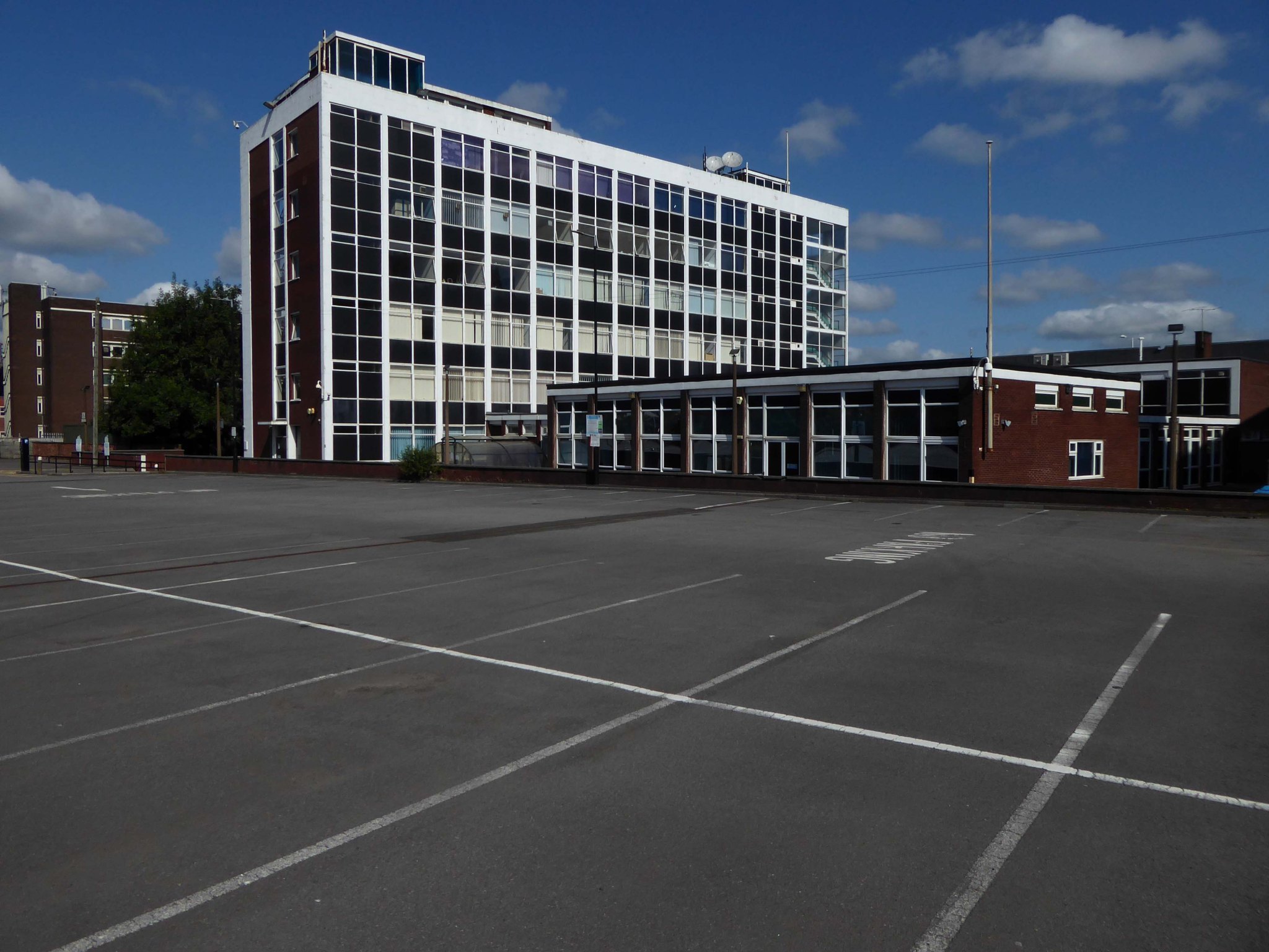 Maxwell Building – Modern Mooch