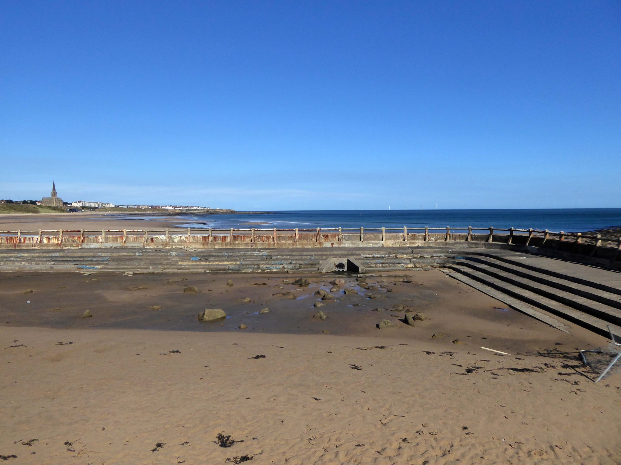 Bathing Pool – Tynemouth – Modern Mooch