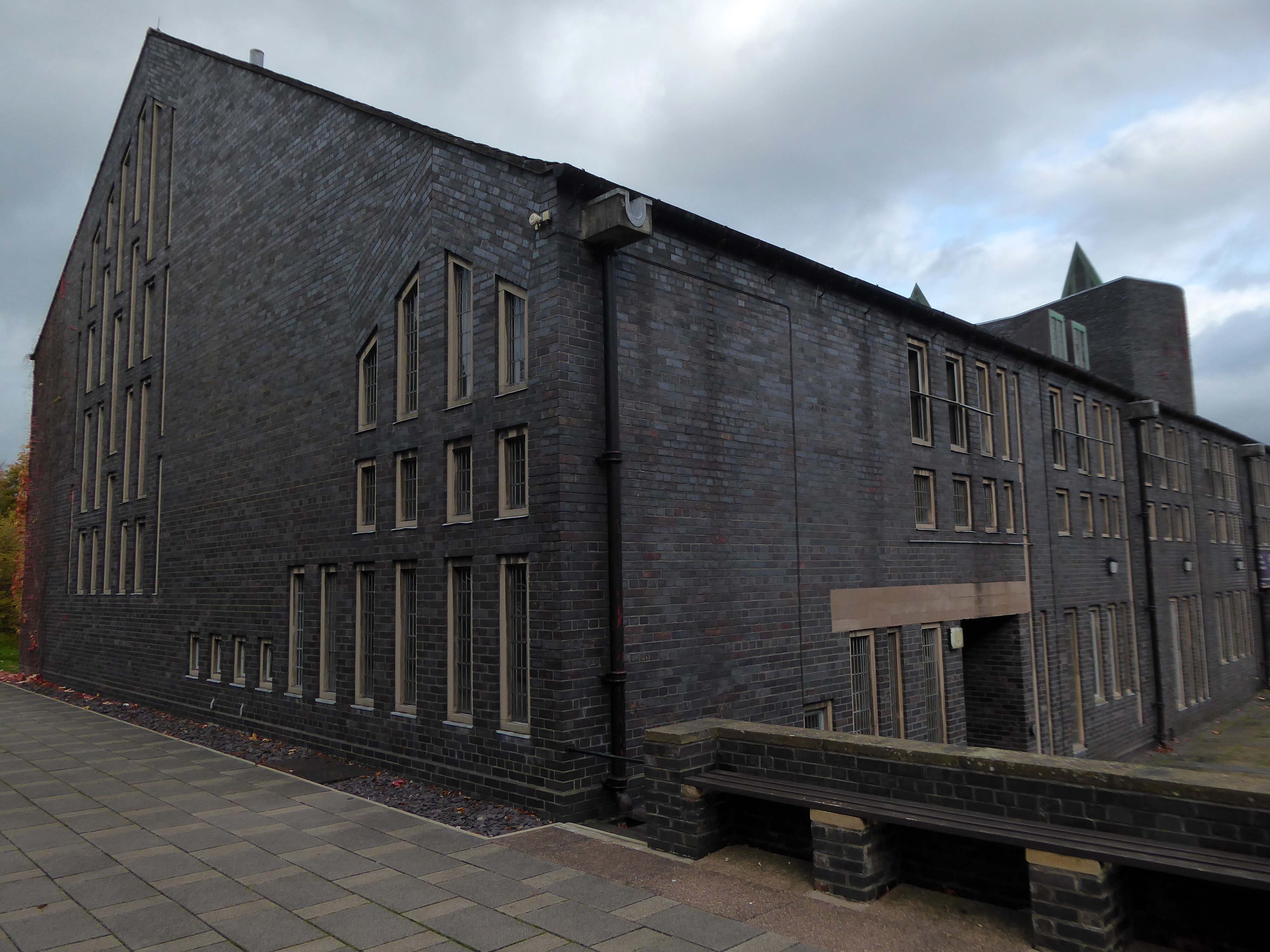 Keele University Chapel – Modern Mooch