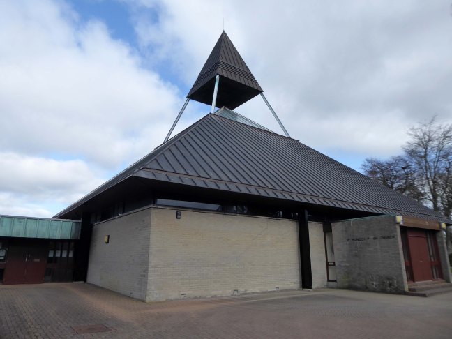 St Mungo’s Church – Cumbernauld – Modern Mooch