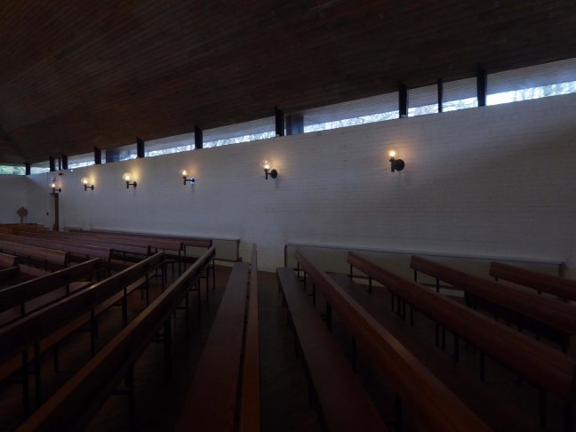 St Mungo’s Church – Cumbernauld – Modern Mooch