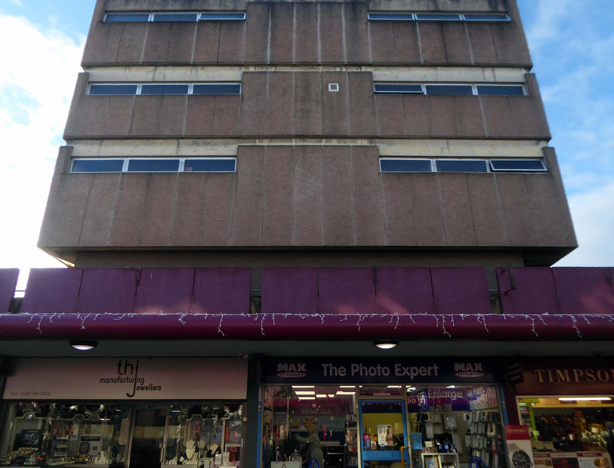 Swinton Square – Shopping Centre – Modern Mooch