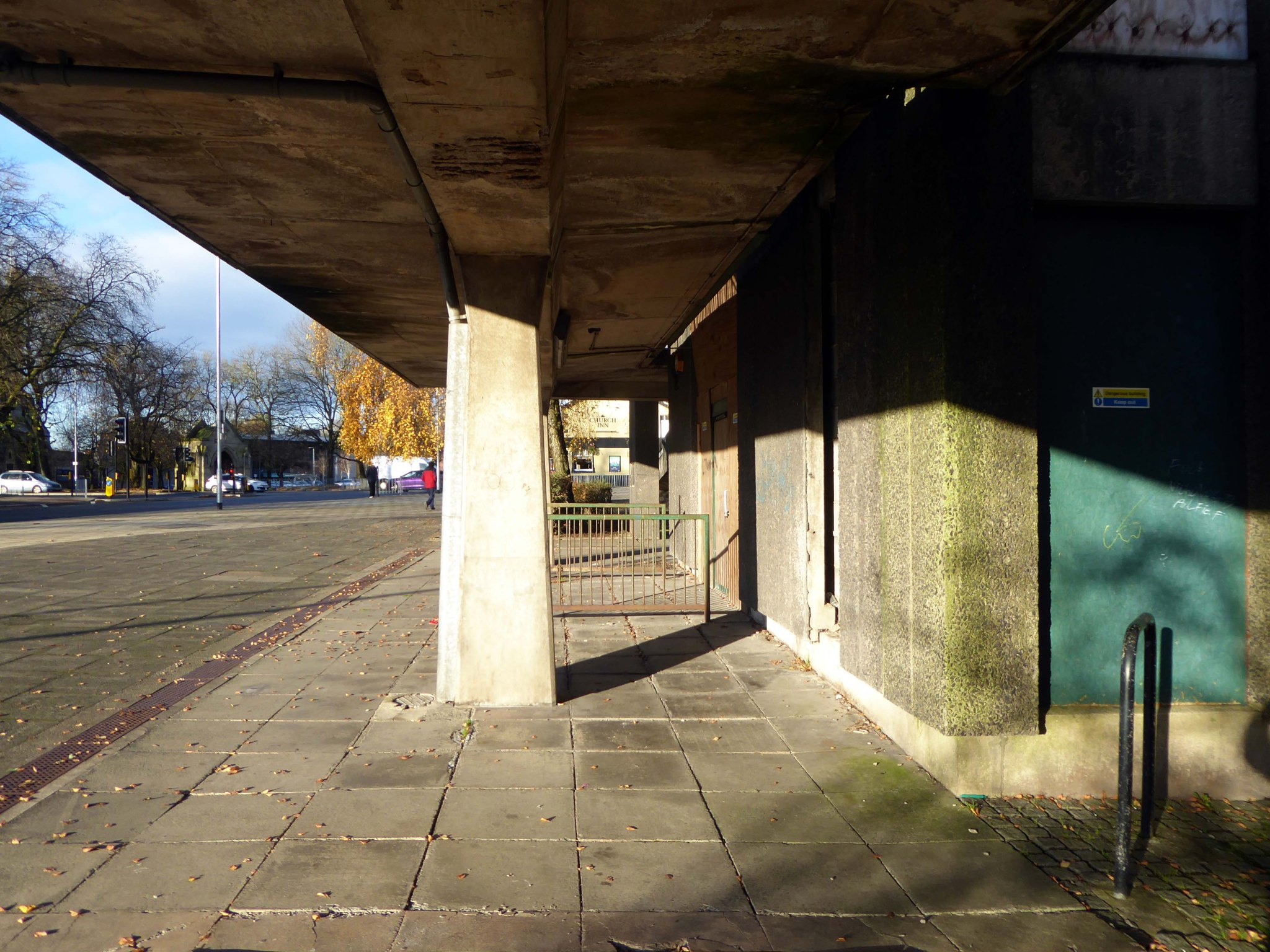 Lancastrian Hall & Central Library – Swinton – Modern Mooch