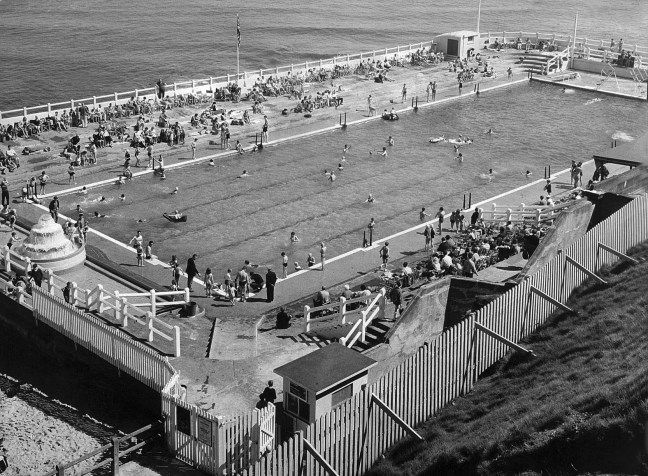 Tynemouth Outdoor Pool – Again – Modern Mooch