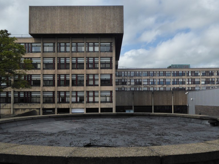 Sir Henry Mitchell House – Modern Mooch