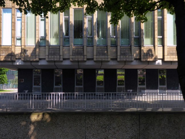Sir Henry Mitchell House – Modern Mooch