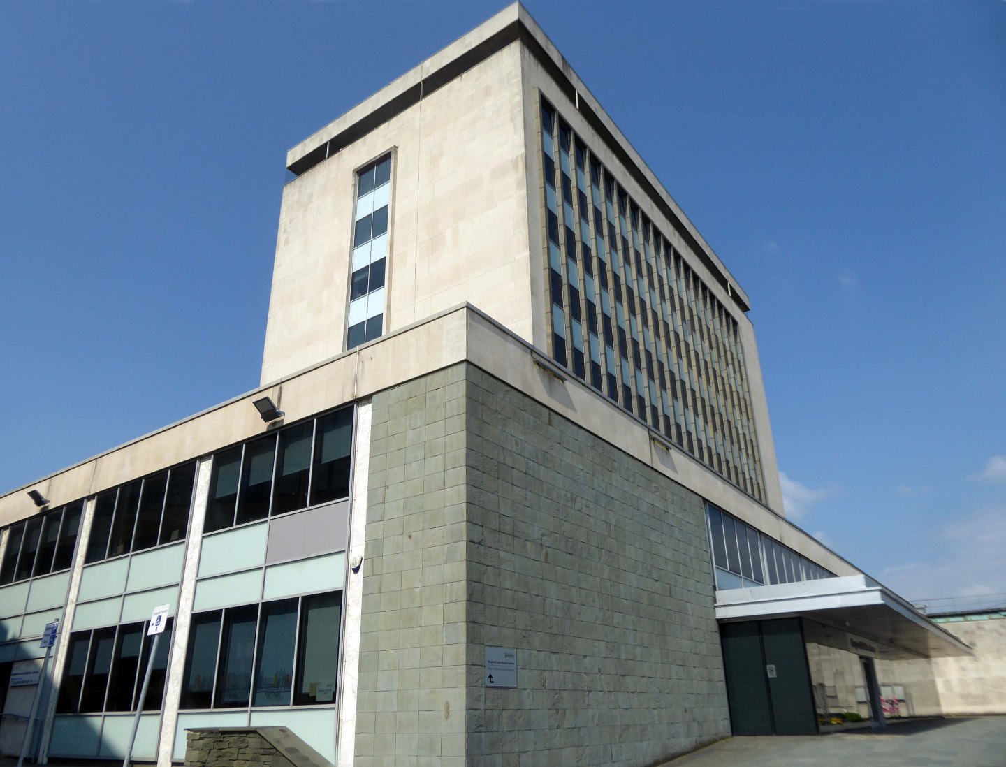 Sir Henry Mitchell House – Modern Mooch